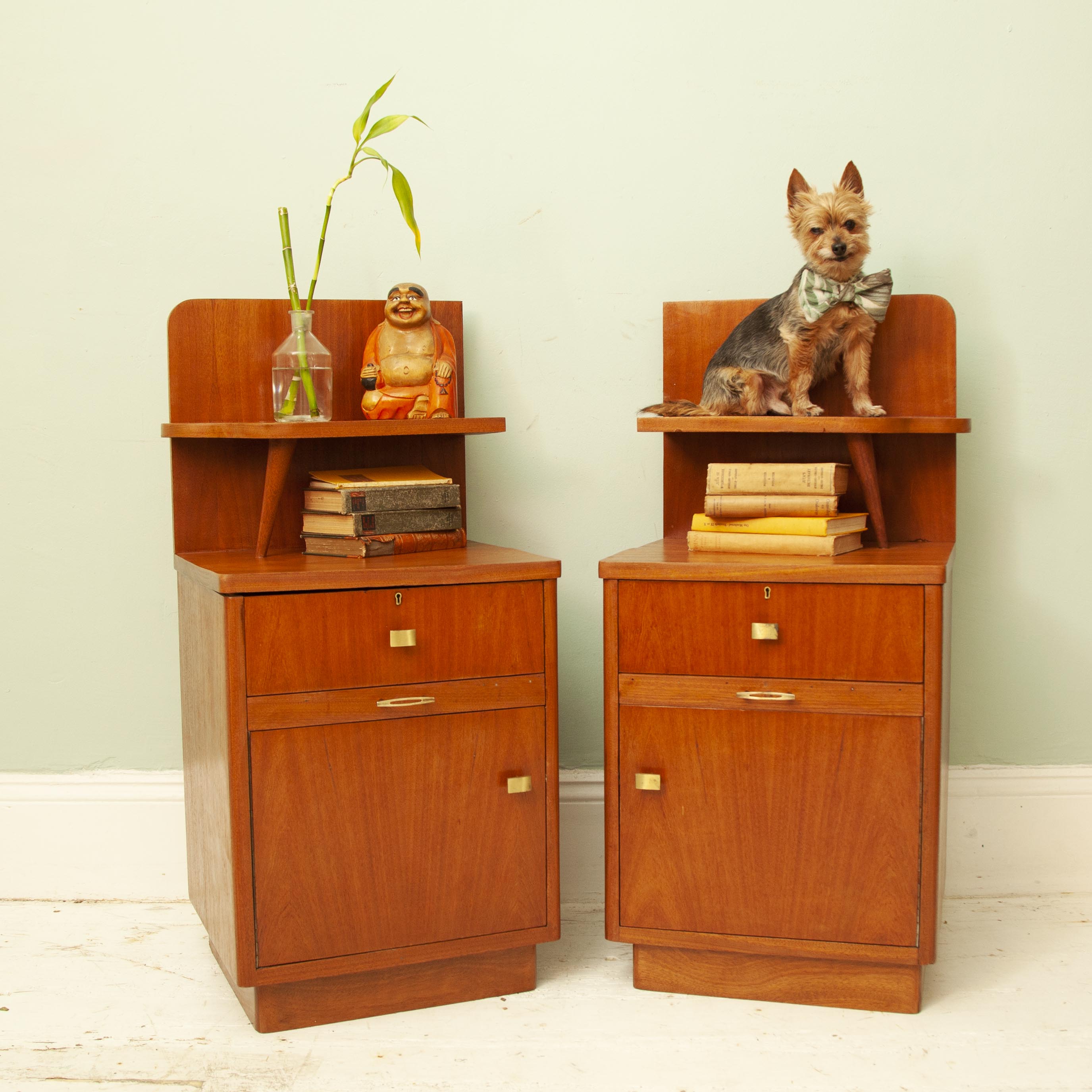Pedestals – Teddy's Room